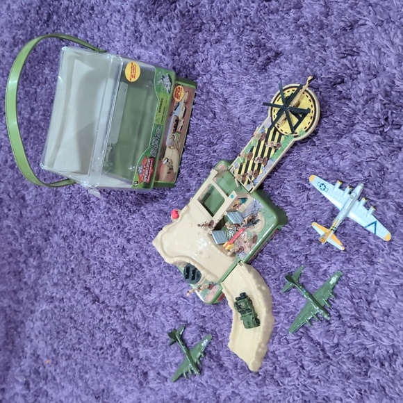 Toys | Vintage Toys R Us Elite Military Operations Toy Set | Poshmark